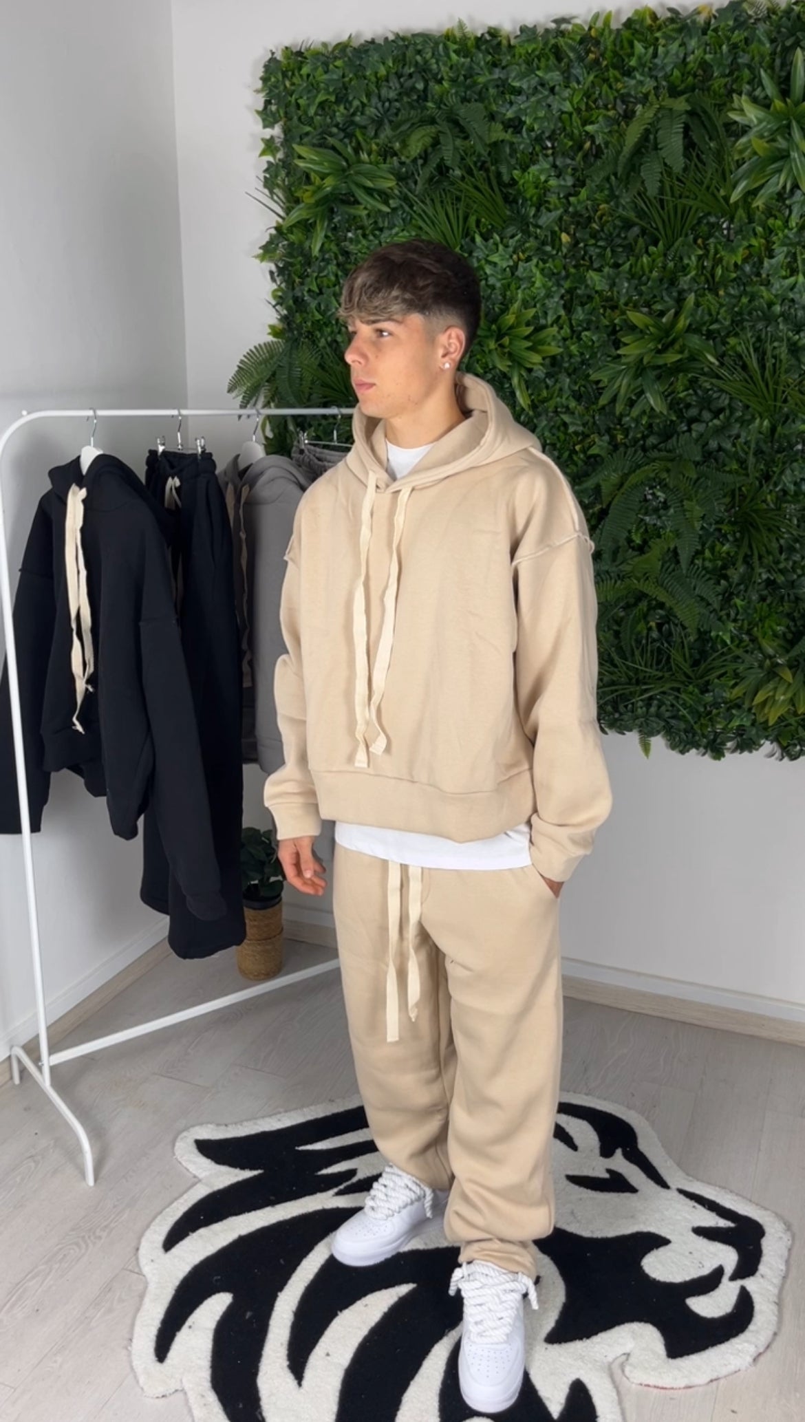 COMPLETO FLARE REVERSE BEIGE – Nexus Company